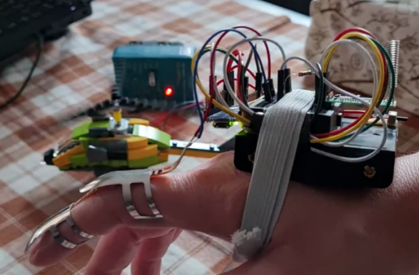 Remote controlled motor – Narok.io